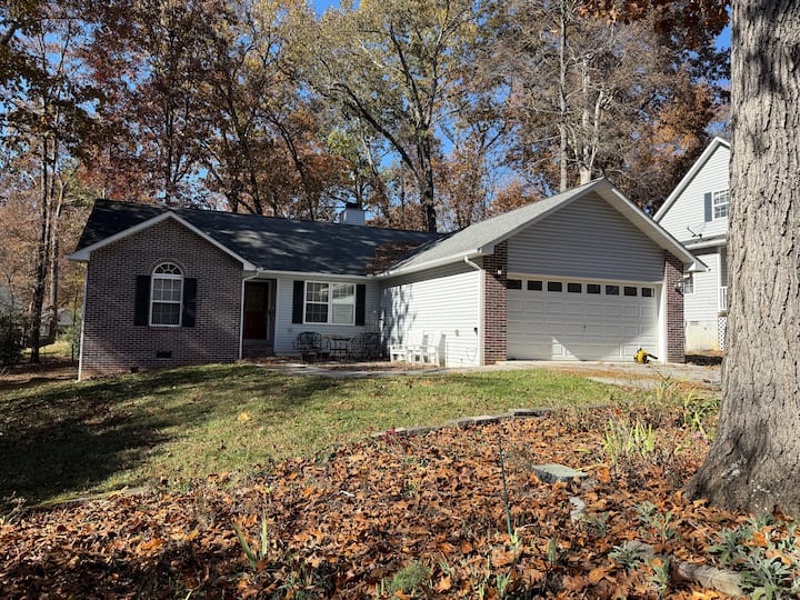 Cozy Cottage In Tellico Village - Tellico Village