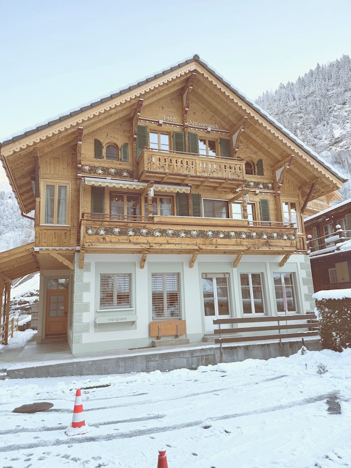 Lauterbrunnen Staubbach Appartment In A Chalet - Lauterbrunnen