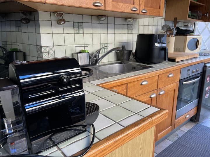 Beau F2 Centre-ville Avec Terrasse Et Garage - Clermont-Ferrand