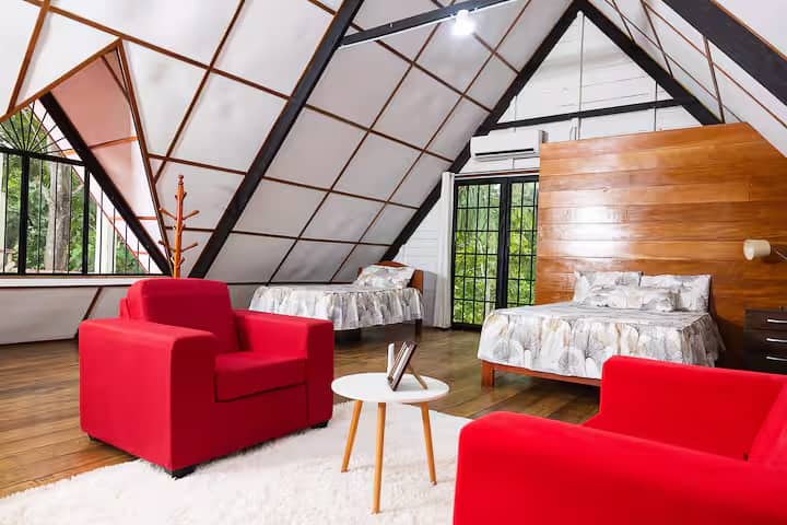 Jungle Home 9: A/c Suite Upstairs + 2 Kitchens - Puerto Maldonado