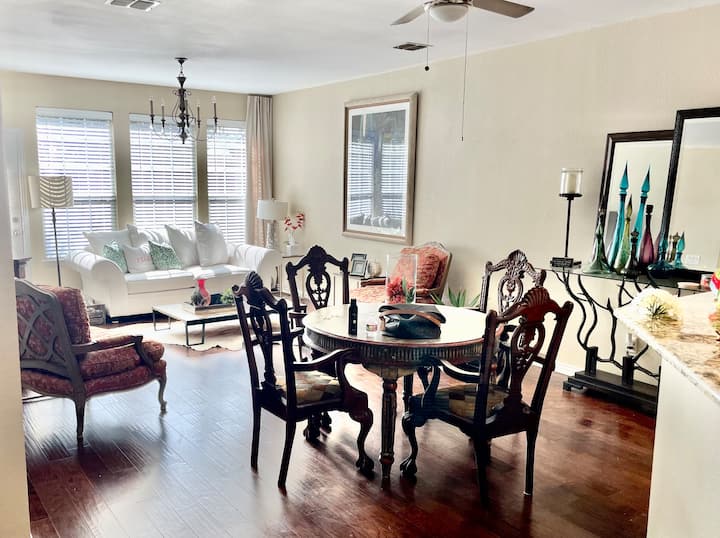 Comforty House You Can Trust - Carrollton, TX