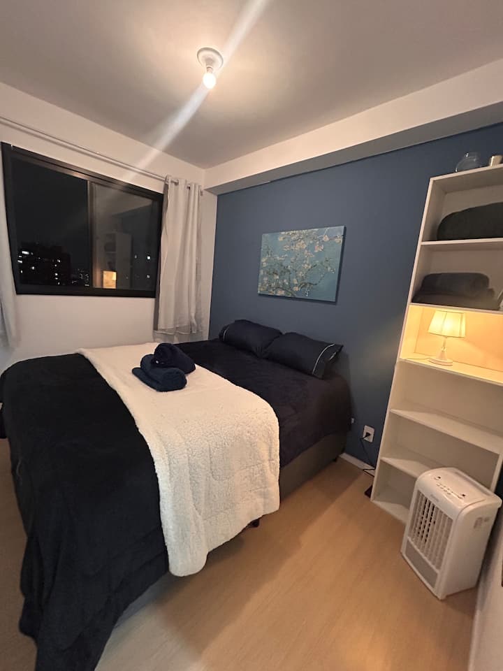 Apto 500m Do Metrô Liberdade/c. Piscina/cama Queen - Brazilië