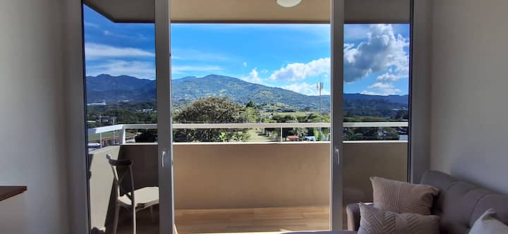 Secure & Confortable Apartment With Green Spaces - Costa Rica