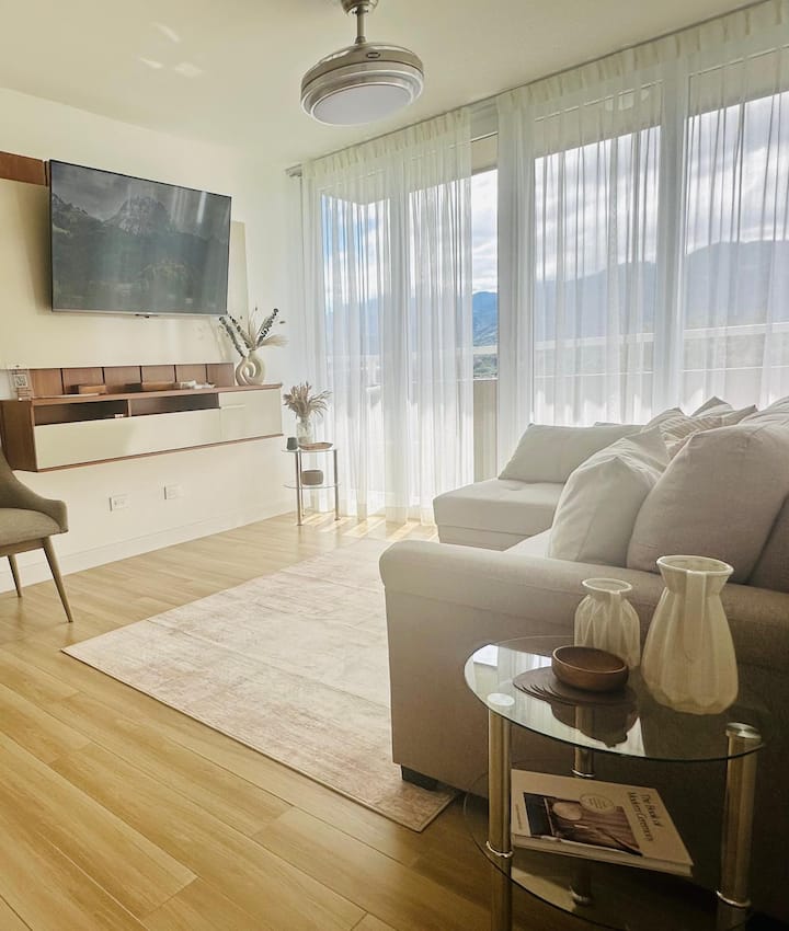 Secure Condo Near Airport, Major Hwy, Fast Wifi - Costa Rica