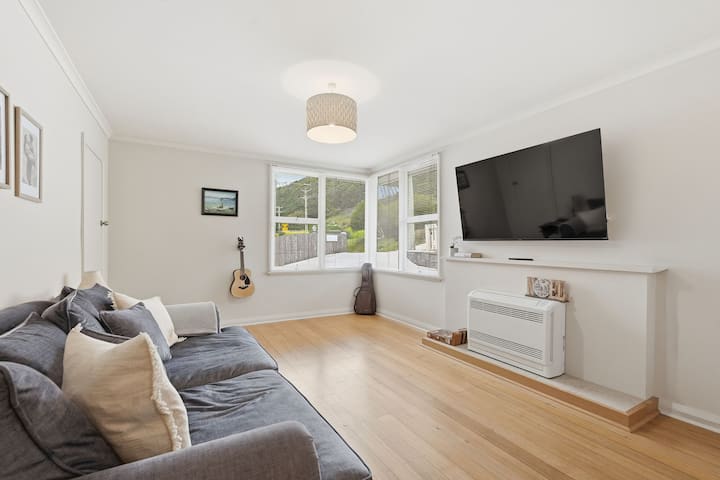 Charming Rivulet Escape, South Hobart Getaway - Hobart
