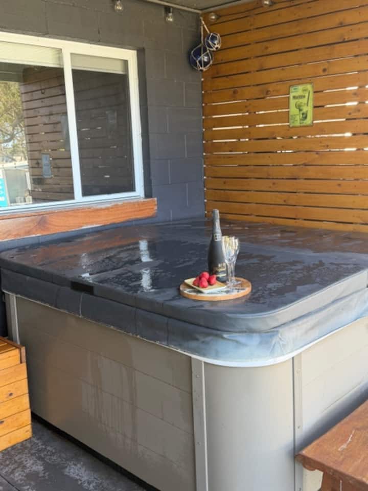 Frangipani Studio - Ulladulla