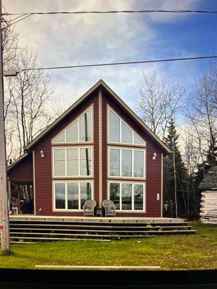 Cabin With An Uninterrupted View Of The Lake - Saskatchewan