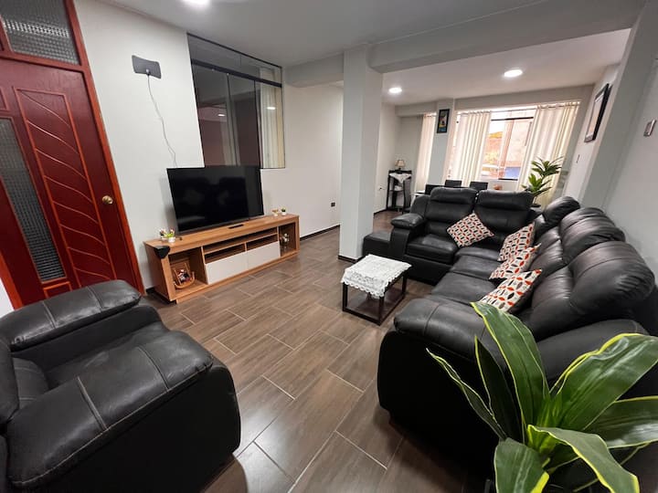 Moderno Y Acogedor Apartamento Con Cochera - Puno