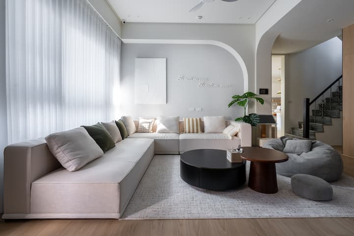 【墾丁頂樓戲水池｜2025墾丁民宿全新完工】包棟獨享｜室外烤肉區｜ktv歡唱｜電動麻將桌 - 恆春