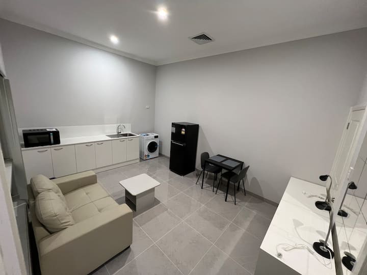 Studio House In North Ryde Near Bus Stops - Ryde