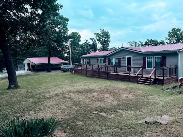 Grand Lake Hideout - Disney, OK