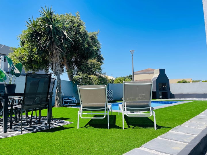 Sukoluhle Guest House - Cape Town