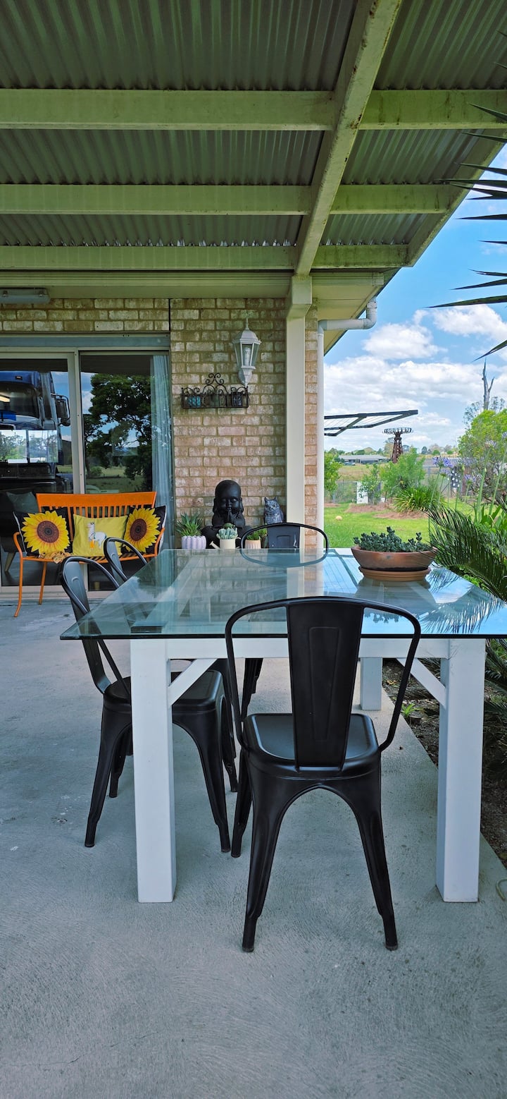 Blanchy's Escape To The Country Stay - Gloucester