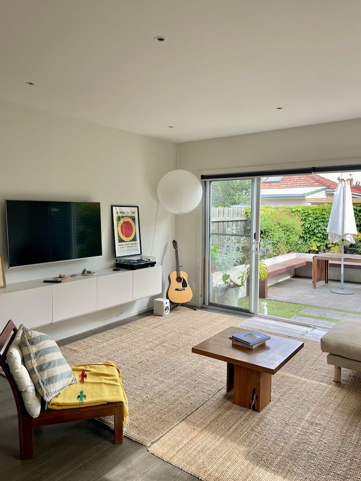 Modern, 3bd House In The Inner North - 브런즈윅