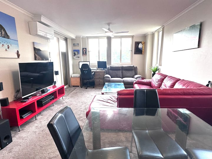 Cosy Peaceful Apartment, Close To All Ammenities - Sydney