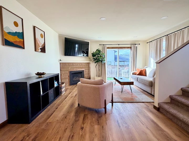 Canfield Comfort: Sleeps 6 + Pets | 10 Min To Lake - Coeur d'Alene, ID