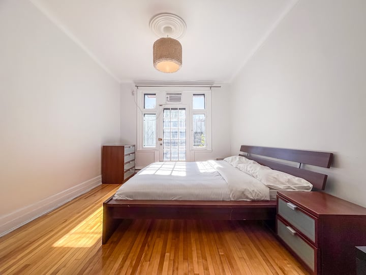 Modern Studio In The Plateau - Montreal