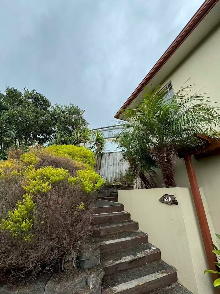 Airbnb Helvetia  Browns Bay - Auckland