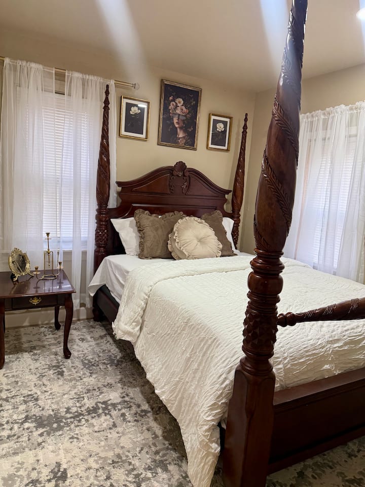 Cozy 3br 1ba Westland Home - Dearborn, MI