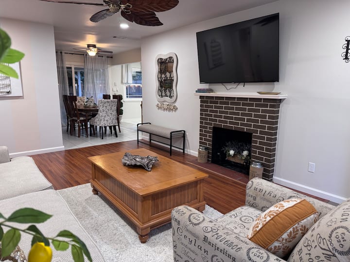 Provencal Vibes In Sacramento - Sacramento, CA