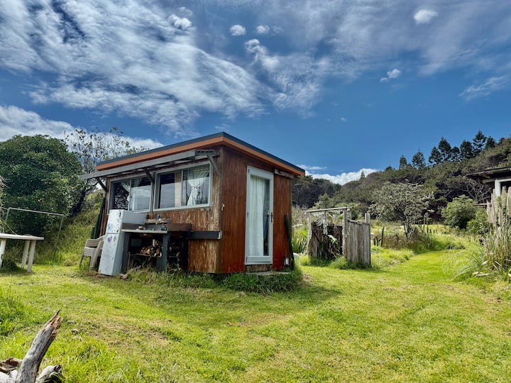 Cute Cabin, Surf Get Away! - Awanui
