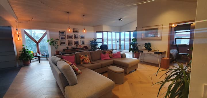 Quiet Place In Reykjavík - Iceland