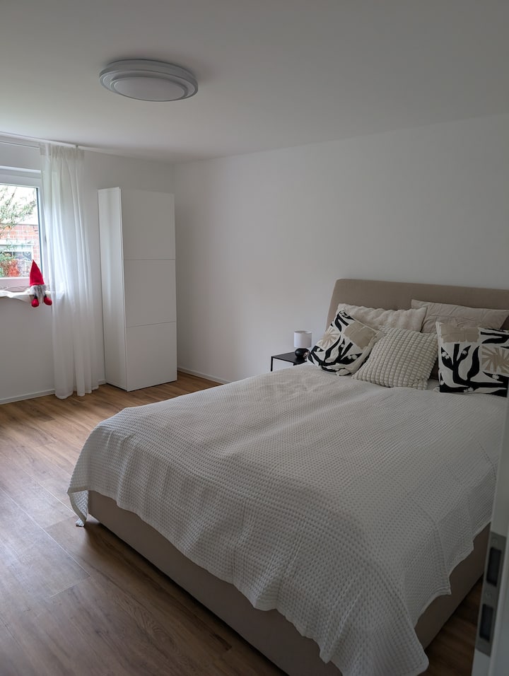 Helle Moderne Ug-wohnung – Nähe Outletcity & Messe - Reutlingen