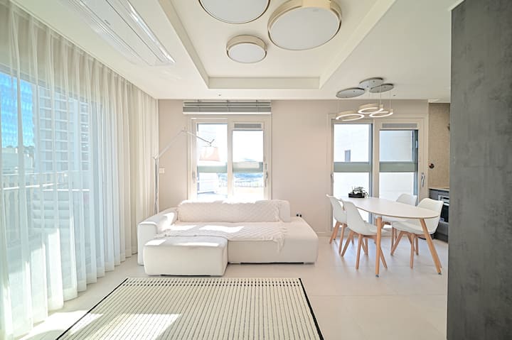 [오픈특가_401.부산]  • 기장 • 롯데월드 • 오시리아 • 감성숙소 - Busan