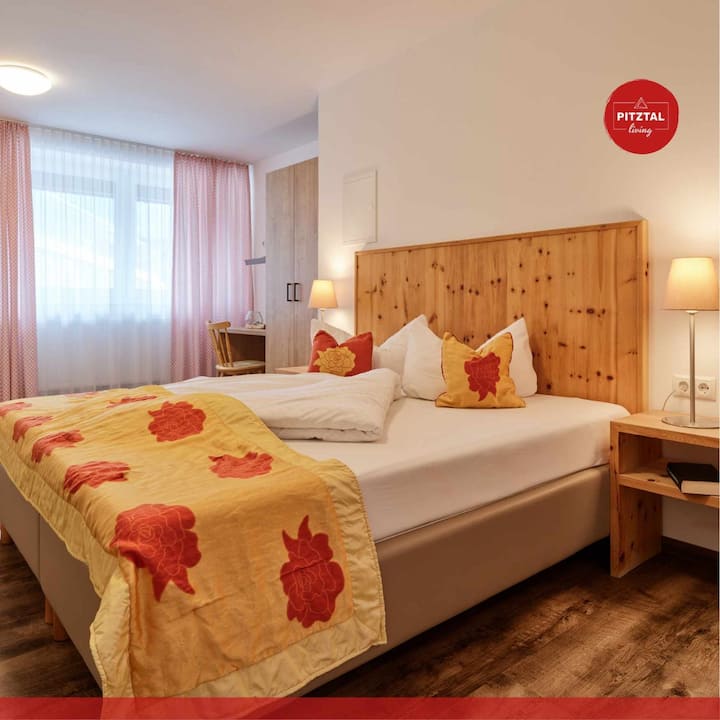 Modernes Ferienapartment Für 4 Gäste - Fiss