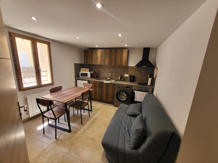 T2 Au Cœur Du Village - Castellane