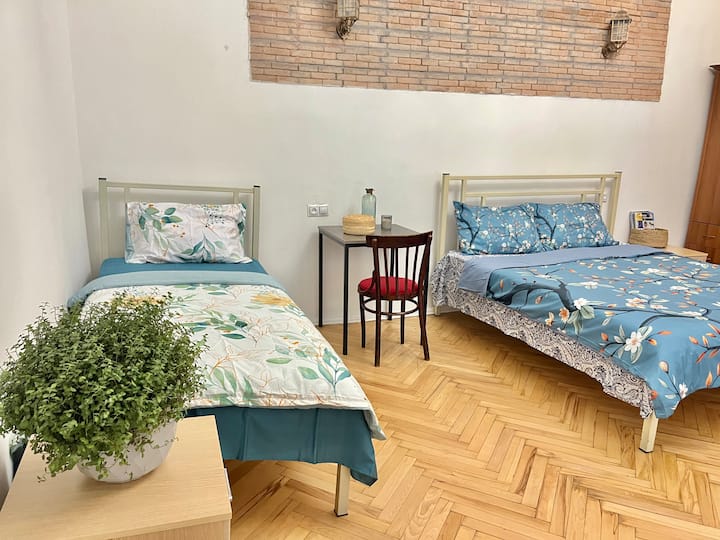 Prime Old Town Location - Tbilisi