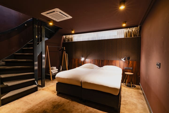 Hotel De Jonker: Suite - Amsterdam