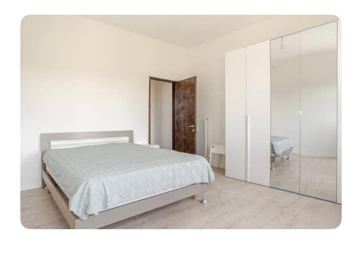 Flight-ready-stay 700 M Treviso Airport - Treviso