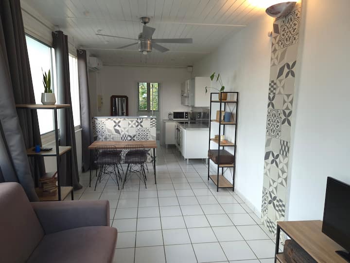 Studio De Provence
33m2 - Ibis Cavaillon Portes du Luberon