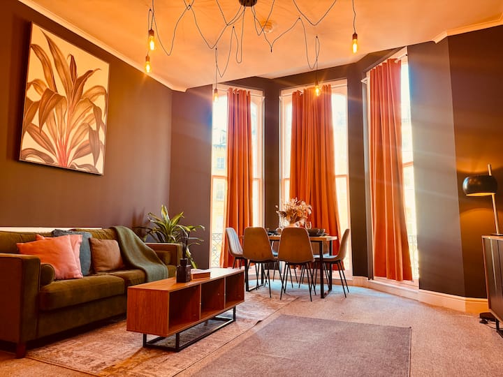 Hove Sea View Retreat - Hove