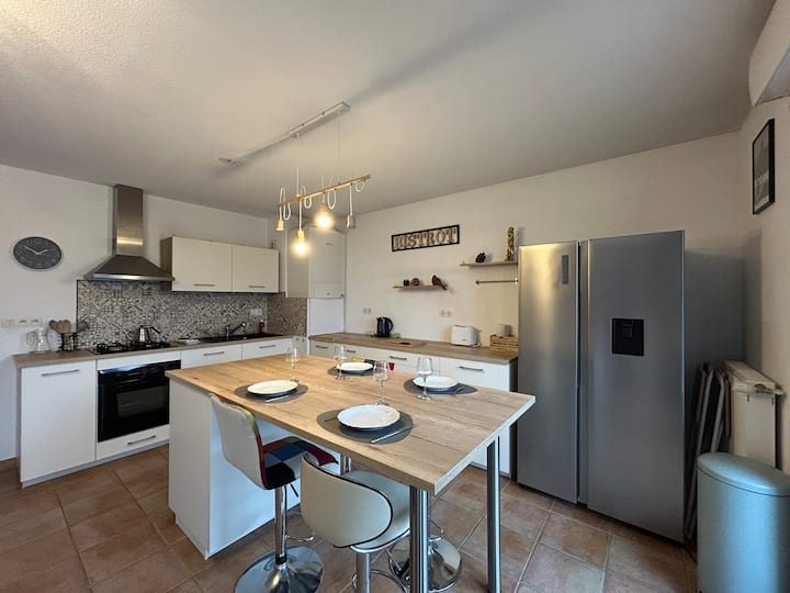 Appartement Cosy Avec Vue Sur Les Montagnes - Aiguebelle