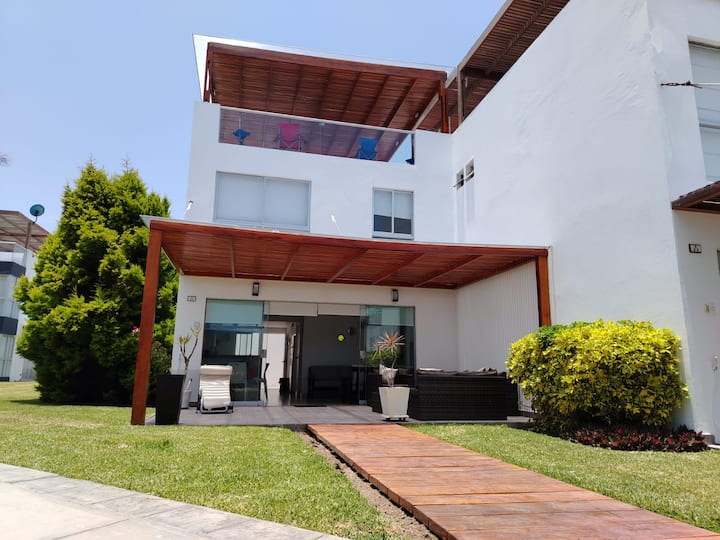 Club House Mirador De Asia - Peru