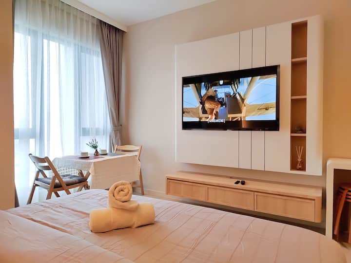 Premium King Suite #Sea & Town View #22macalisterz - George Town