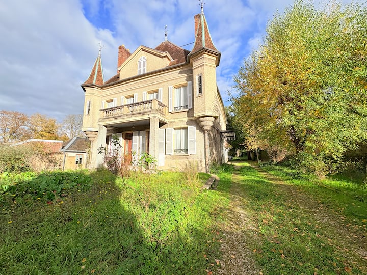 Les Tourelles - Séjour En Famille - Villeneuve-sur-Yonne