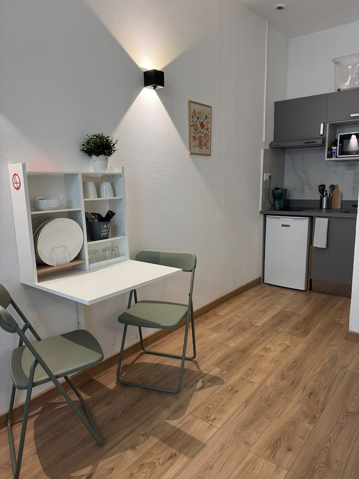 Petit Cocon Rénové - 10 Min De La Gare- Lyon 3 - Lyon