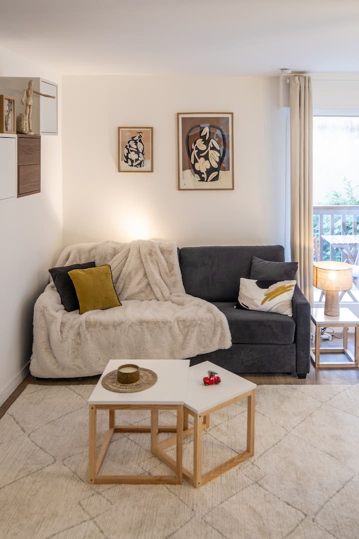 Le Refuge D'elya
Super Studio Cosy + Parking Privé - Font-Romeu-Odeillo-Via