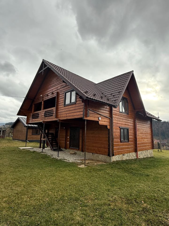 Tamila Chalet - Ukraine
