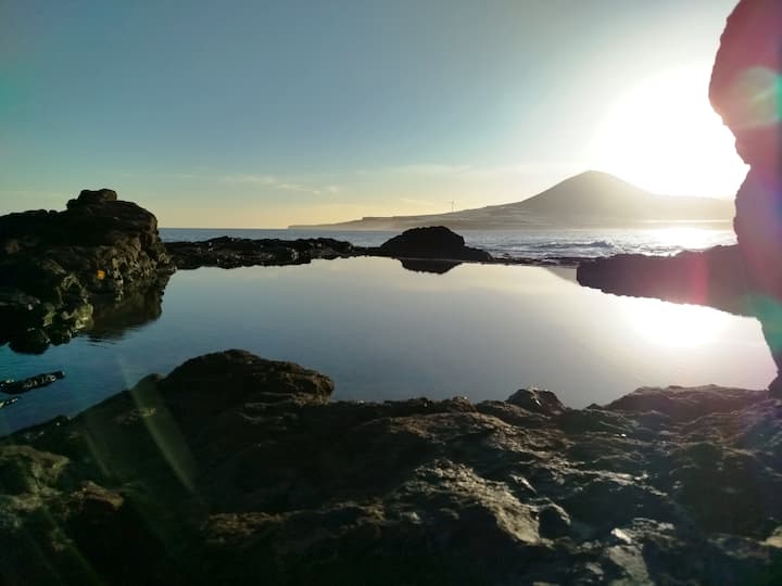 Oceanfront Stay With Direct Access To Natural Pool - Agaete