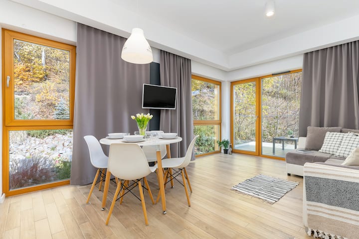 Mieszkanie Z Balkonem Na Najwyższym Piętrze - Szczyrk