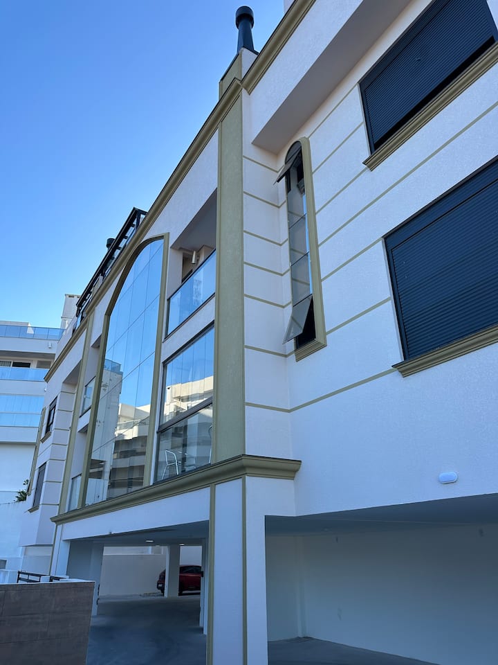 2-bedroom Apartment With En-suite Bathroom 50 Meters From The Sea And Dunes - Florianópolis