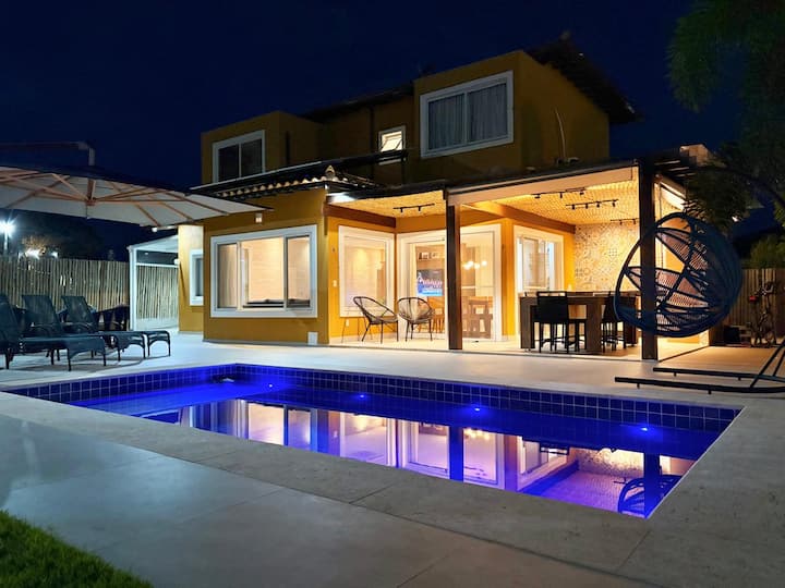 Piscina Privativa Perto Da Rua Das Pedras - Brasil