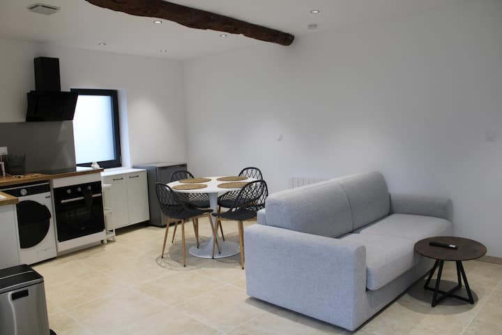 Maison Cosy - Logement Rénové Avec Cuisine éQuipée - Chasseneuil-du-Poitou