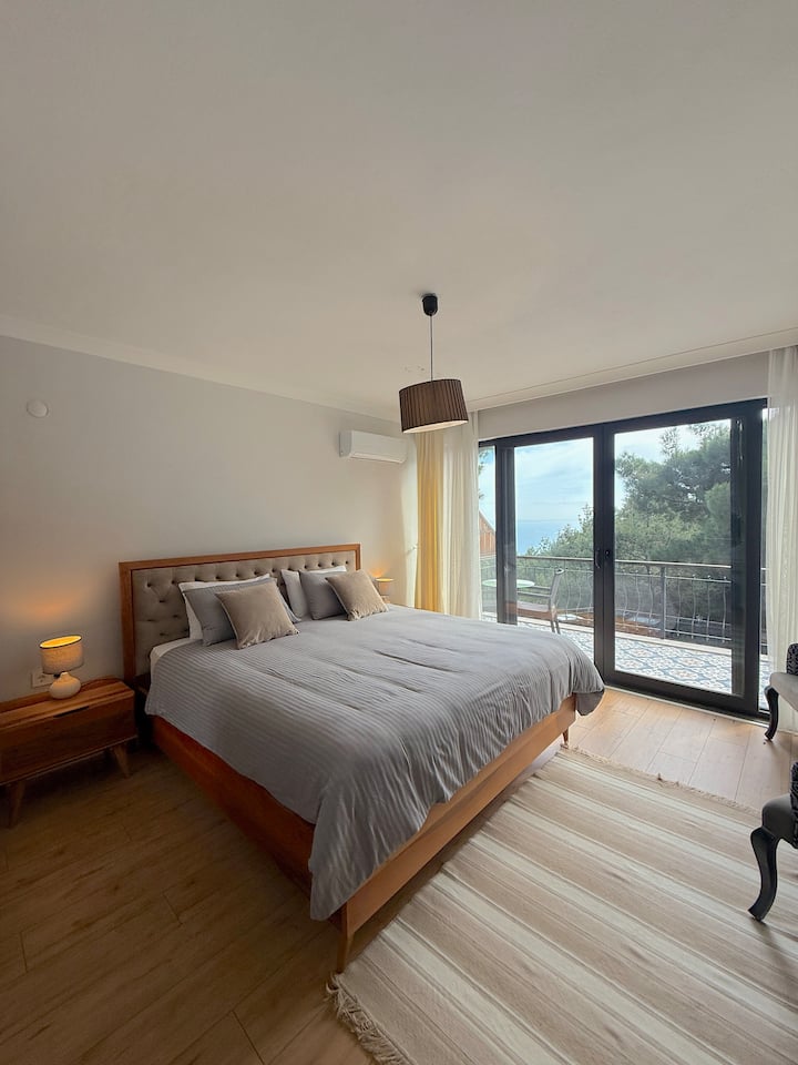 Calm Forest View Room | Pool In Pine Valley - Akçay