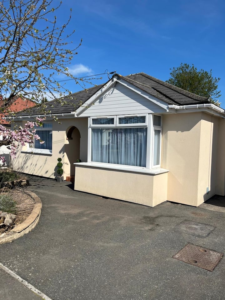 Cosy, Modern Bungalow Close To The Malvern Hills - Malvern