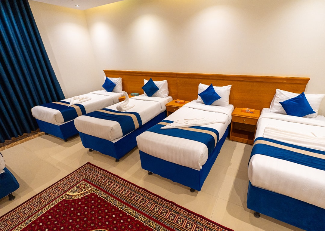 Zad Al Safa Hotel - Triple Rooms - Free Bus - Hotels for Rent in Makkah ...
